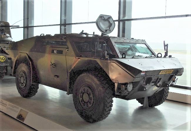 WarWheels.Net- Fennek Light Armored Recon Vehicle Index